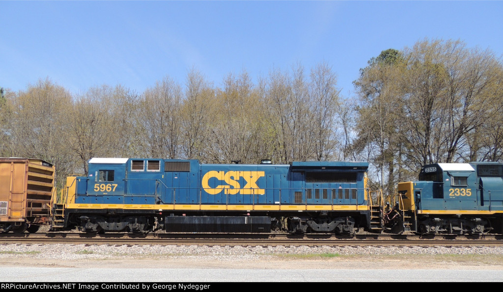 CSX 5967 / B40-8